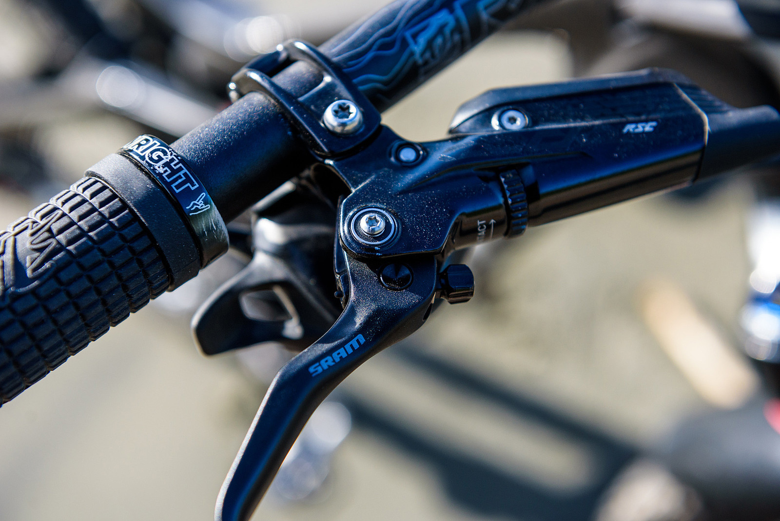 SRAM CODE Brakes - Keegan Wright's Prototype Devinci 29er Enduro ...