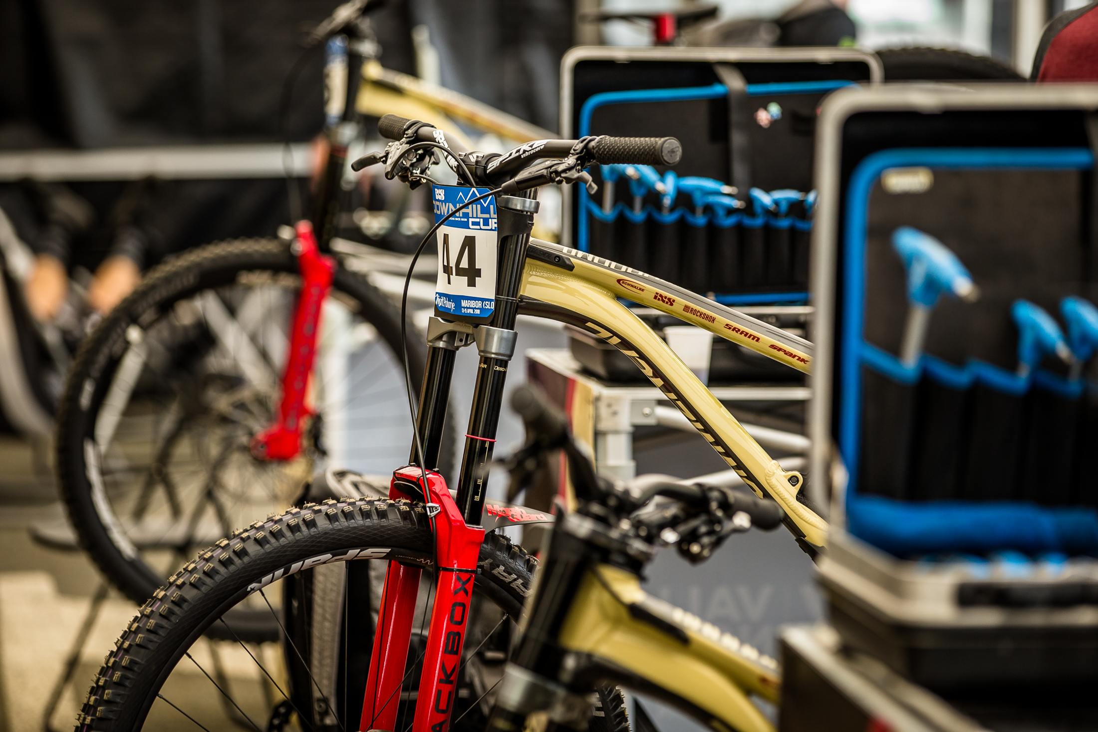 Gaetan Ruffin's Commencal Supreme - PIT BITS - Pre-Croatia World Cup DH ...