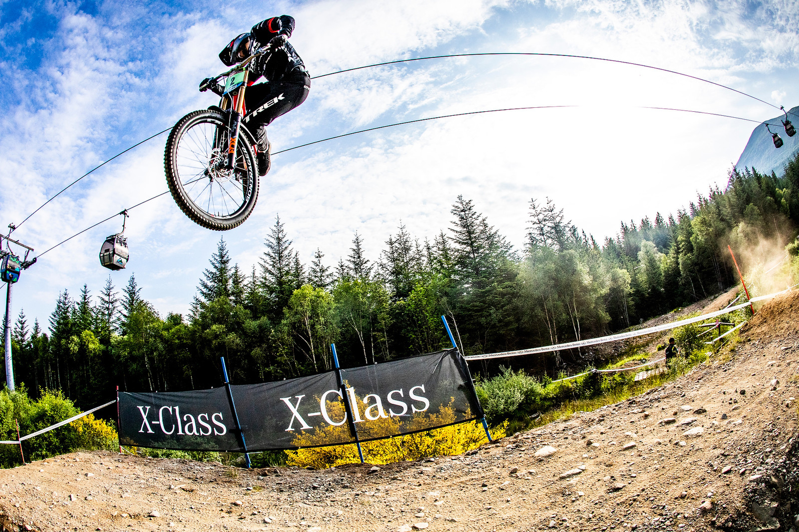 Kade - Fort William World Cup DH Whips - Mountain Biking Pictures ...