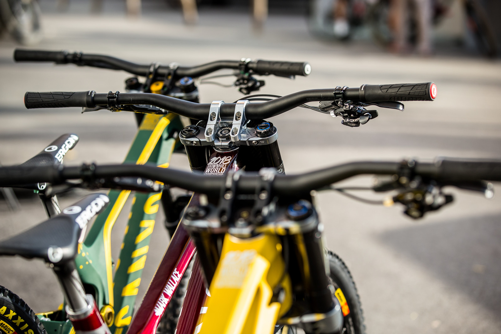 Controls - WORLD CHAMPS BIKES - Canyon Factory Racing - Mountain Biking ...