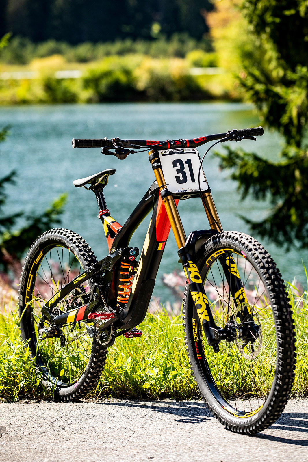 One Digit Too Many - WORLD CHAMPS BIKE - Martin Maes' GT Fury ...