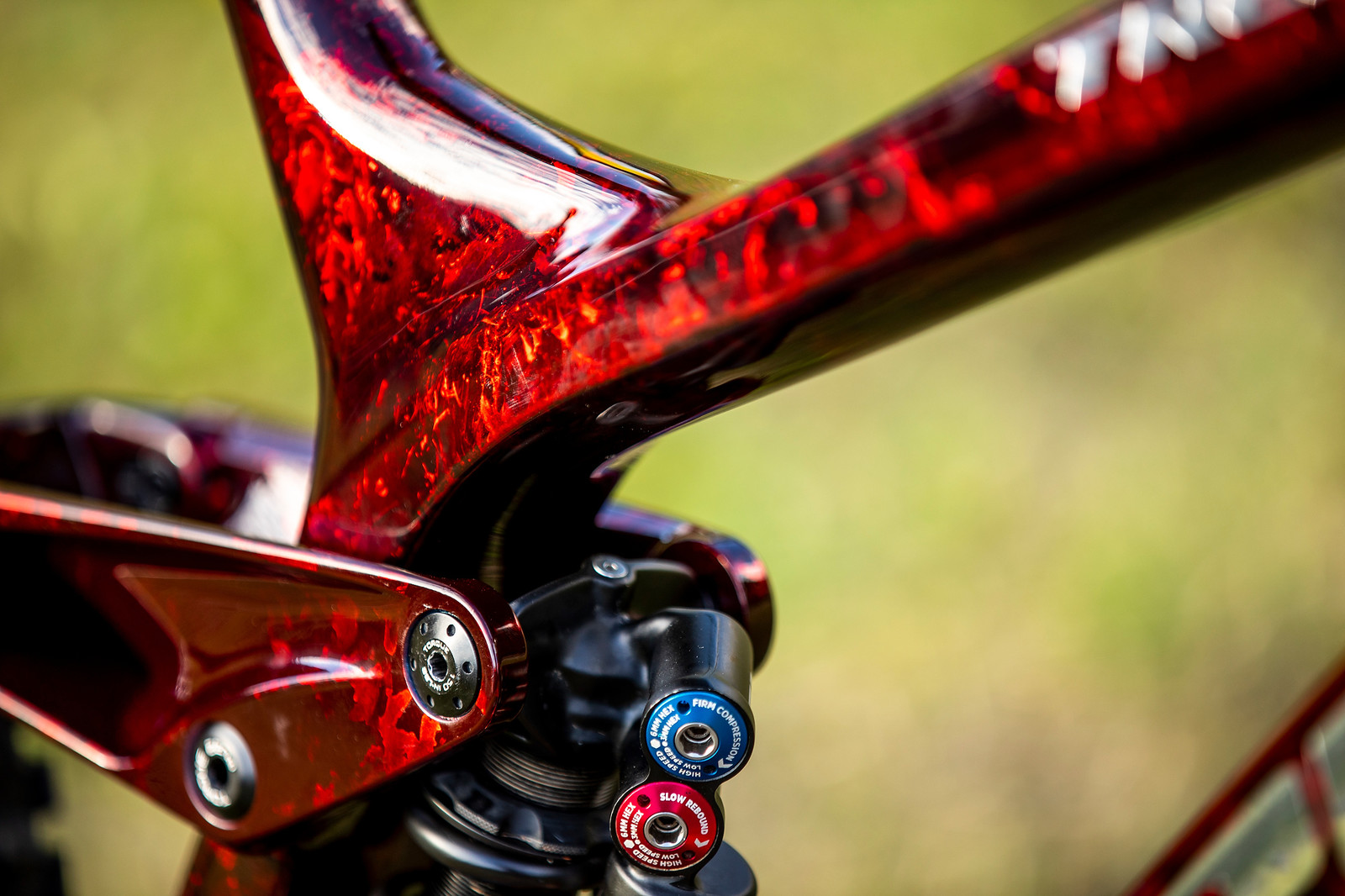 Got Wood? - WORLD CHAMPS BIKE - Kade Edwards' Trek Session - Mountain ...