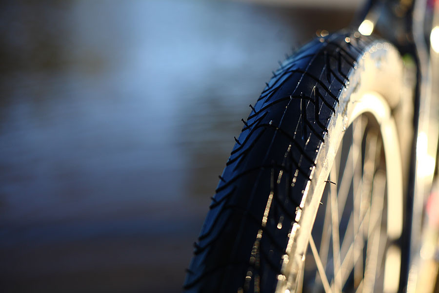 Upgraded slick tire - My Favorite Bike - Mountain Biking Pictures ...