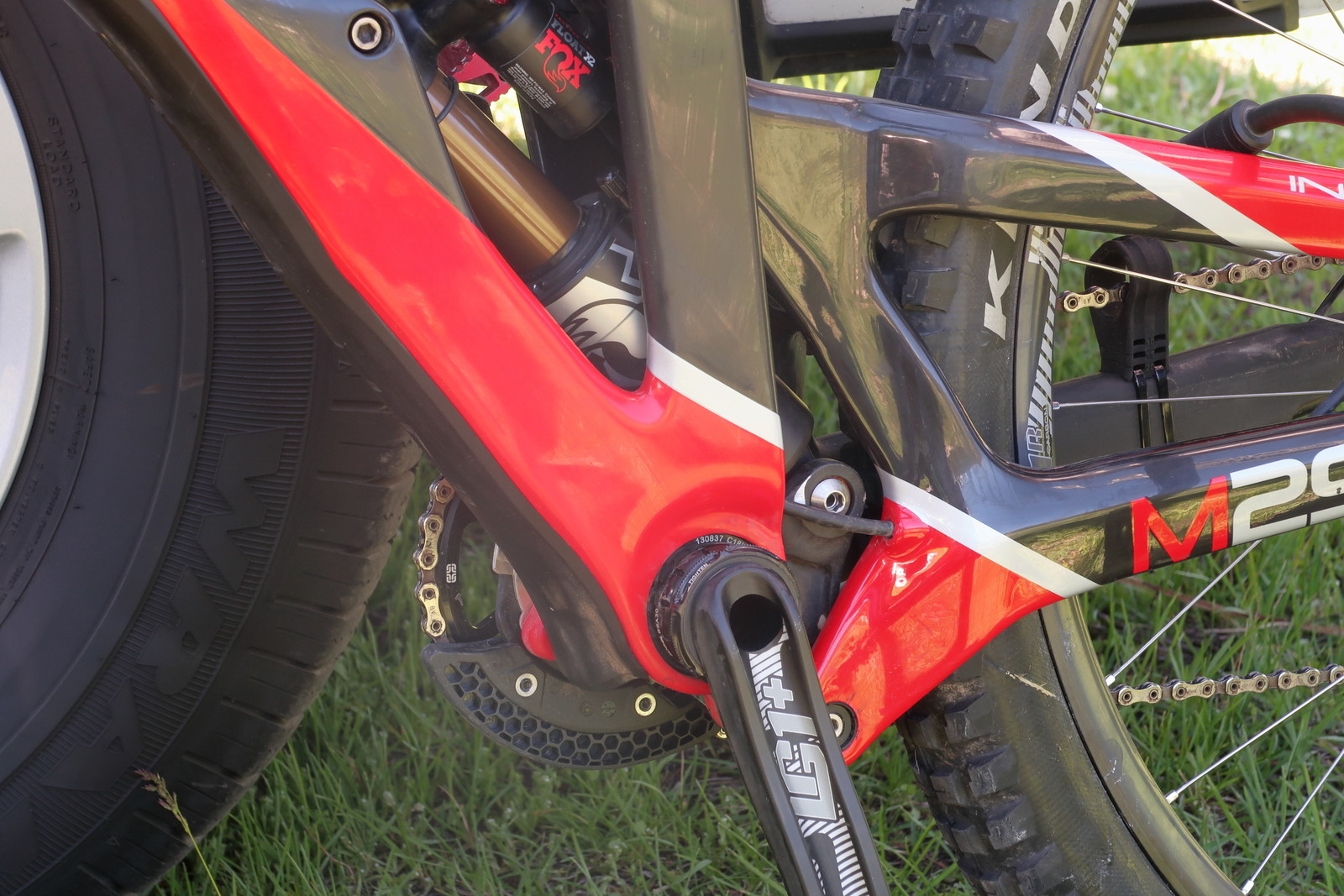 Neko Mulally's Intense M29 - PIT BITS - Tamarack Pro GRT / NW Cup - Mountain Biking Pictures ...