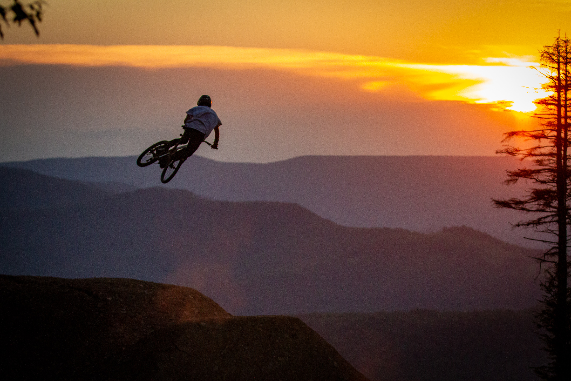 Sean Leader - Snowshoe Sunset Send Session - Downhill Southeast ...