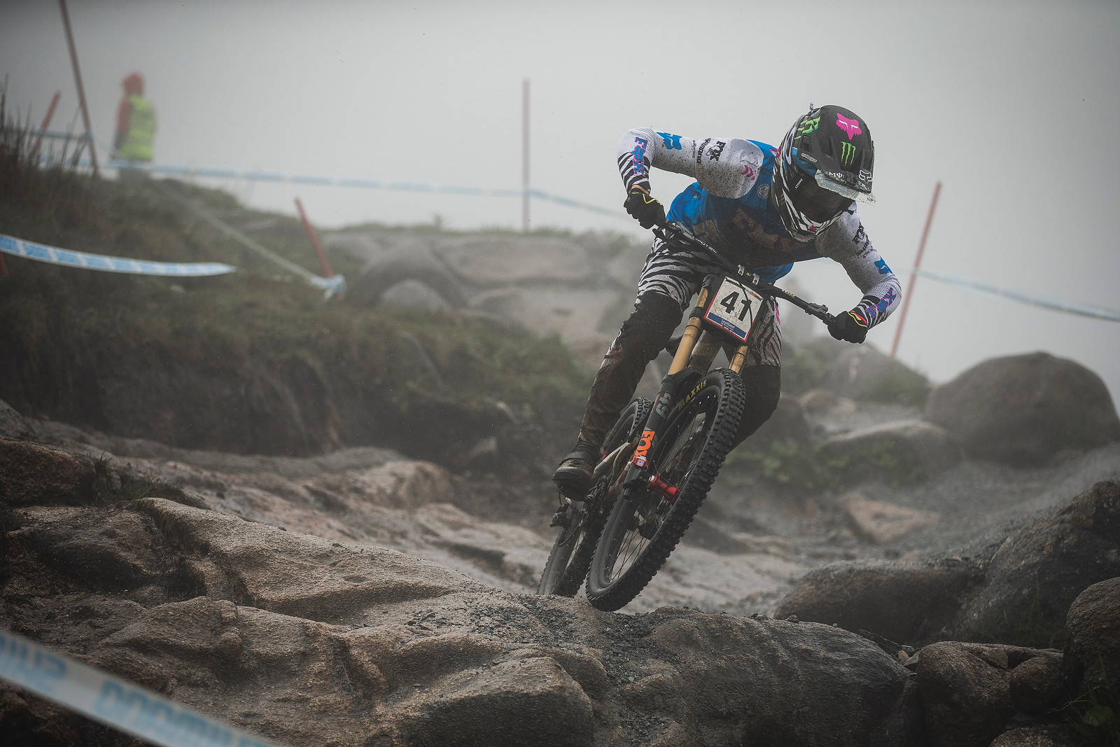Wet, Muddy Loris - Loris Vergier 2019 World Cup Downhill Photos ...