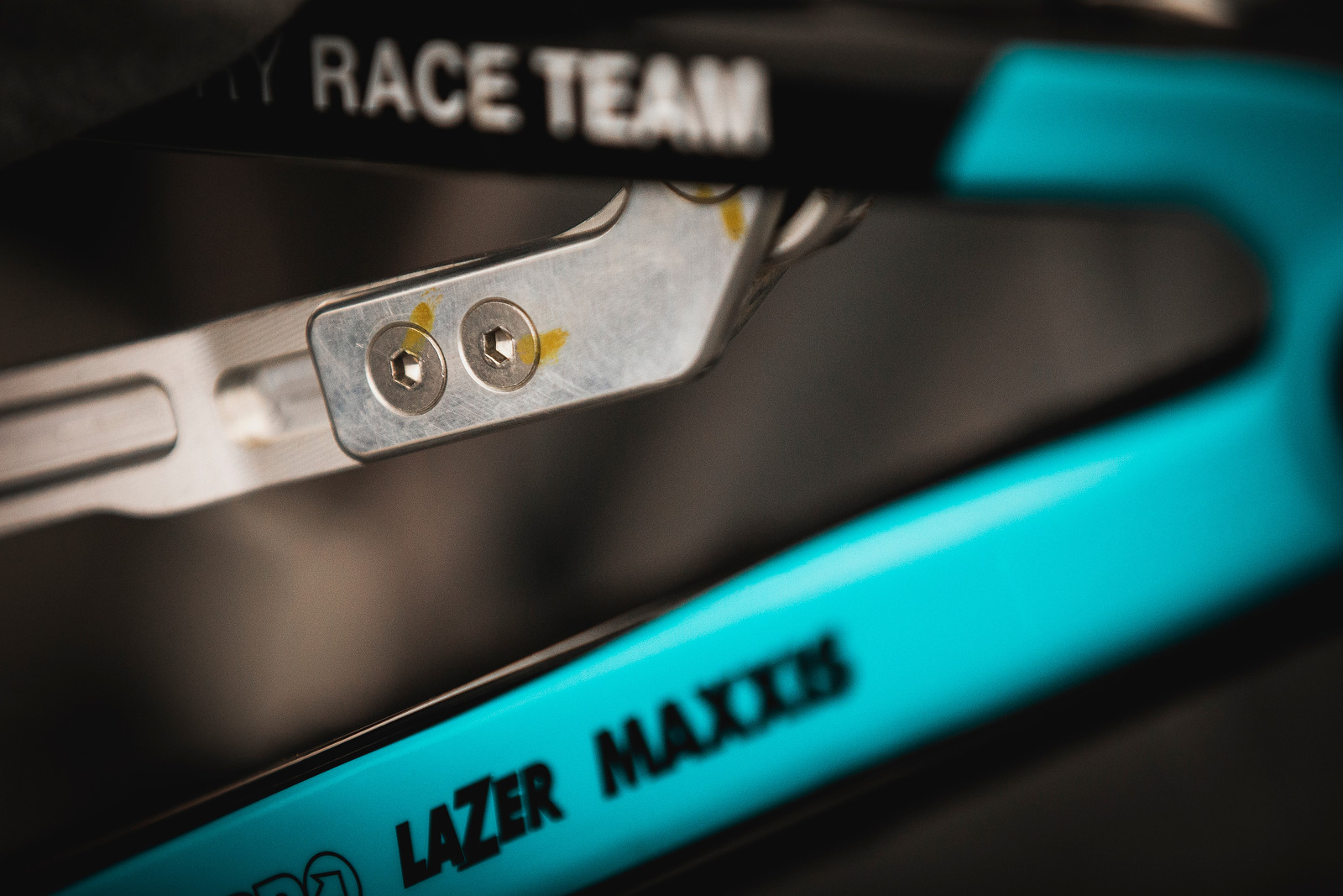 Saracen Floating Brake - PIT BITS - 2019 Lenzerheide World Cup Downhill - Mountain Biking ...