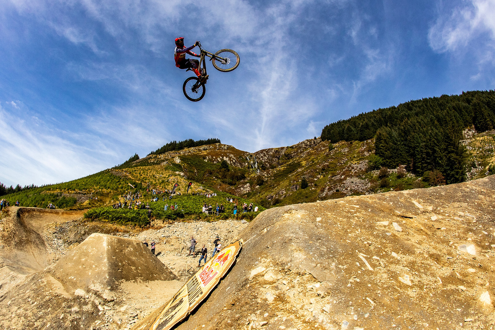 Harry Molloy - Red Bull Hardline in Photos - Mountain Biking Pictures ...