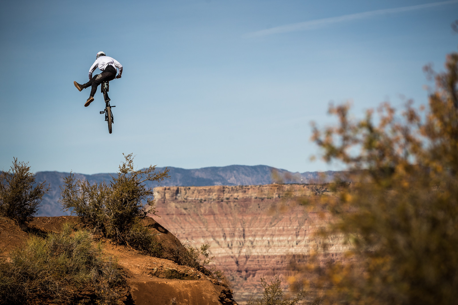 Tom van No-Footer - Riding and Digging at the 2019 Red Bull Rampage ...