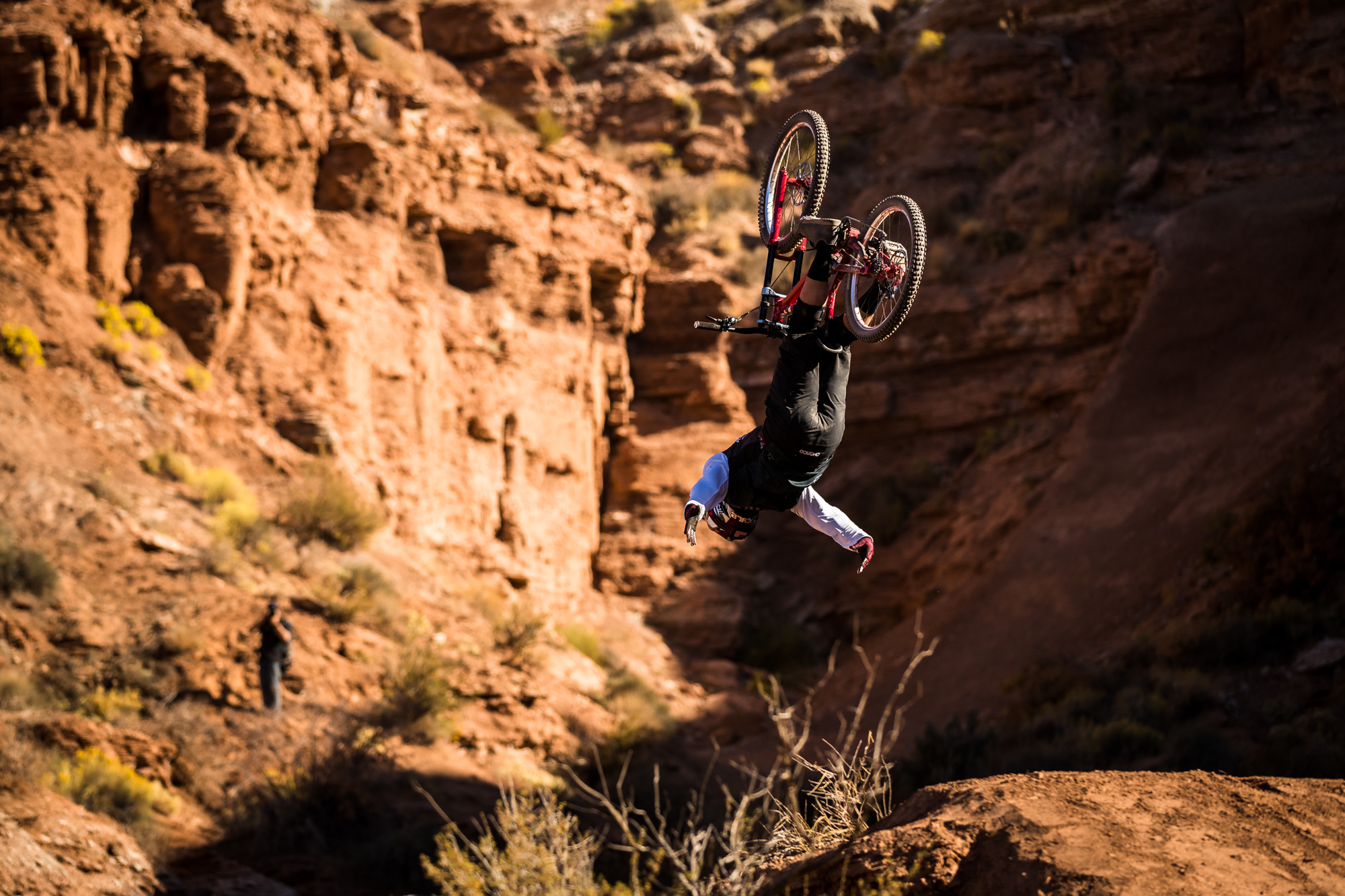 Kyle Strait, Suicide No Hander...in a Backflip! - 2019 Red Bull Rampage ...