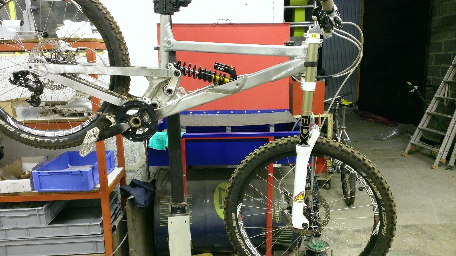 Homemade Concentric Rocker LInk DH Bike by Etian, Circa 2014 ...