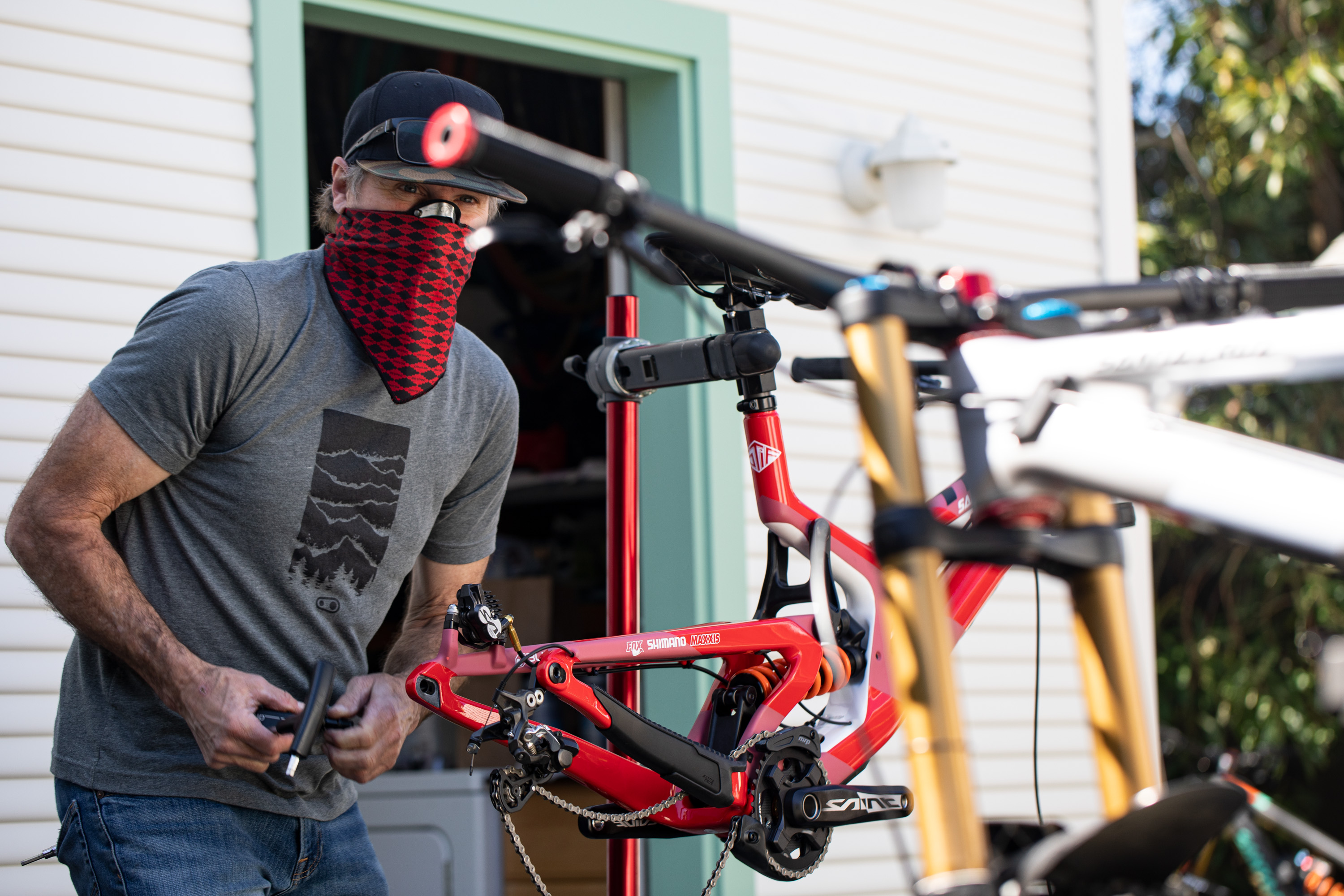 original_MY21_Syndicate_Team_bikes_details_010.jpg - SANTA CRUZ ...