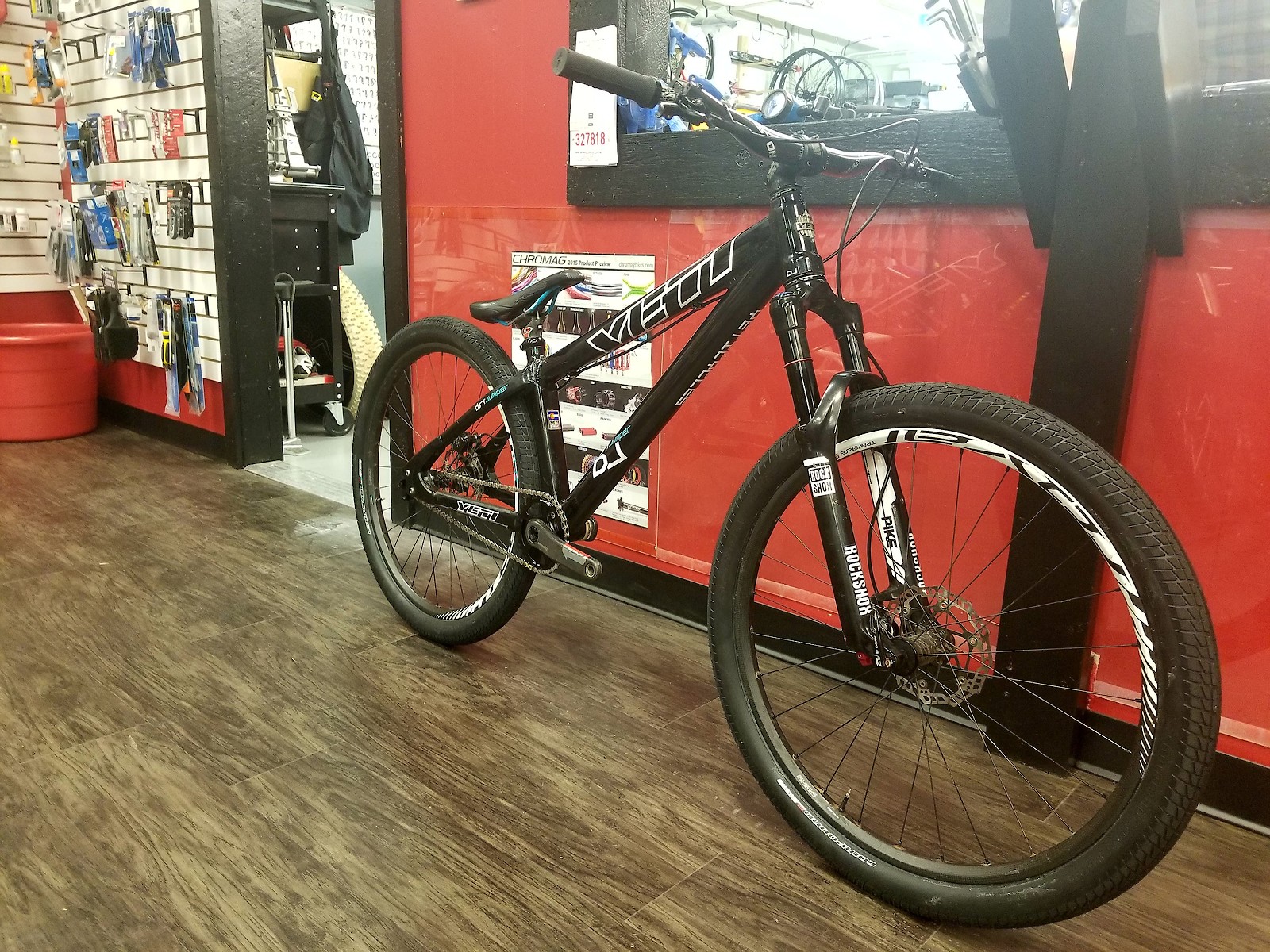 Nick Bell's Yeti DJ - Yeti Bikes Dream Builds from Vital MTB Members ...