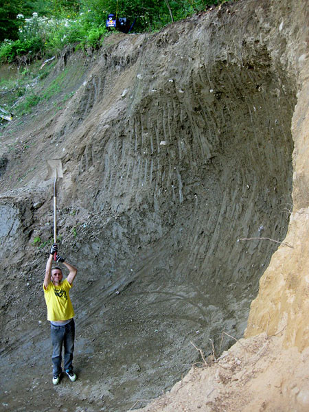 Dirt Capsule - Aaron Chase NWD 10 Stunt Shots - Mountain Biking ...