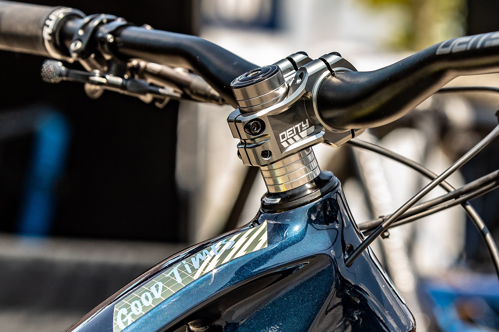 Shiny Deity Cockpit - Logan Tiger's GT Force High-Pivot - Mountain ...