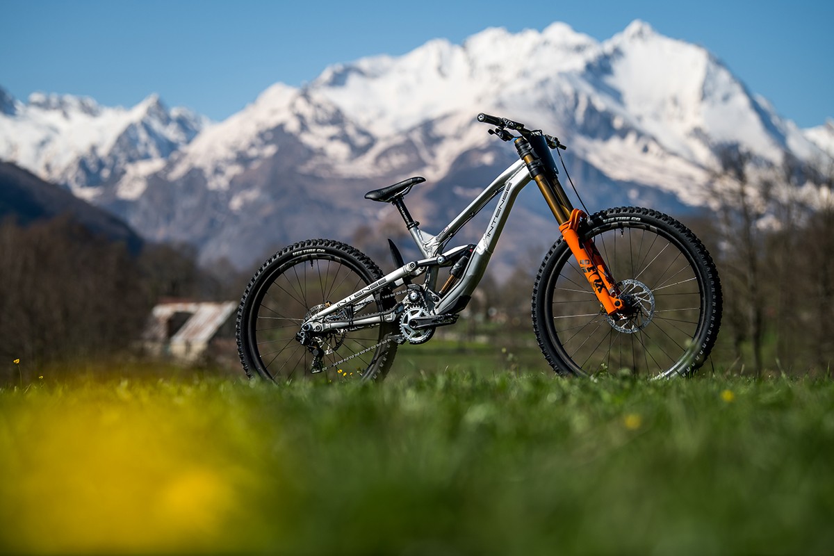 INTENSE M279 HP1 DH Prototype PR Lourdes Full Bike 30 - Intense M279 ...