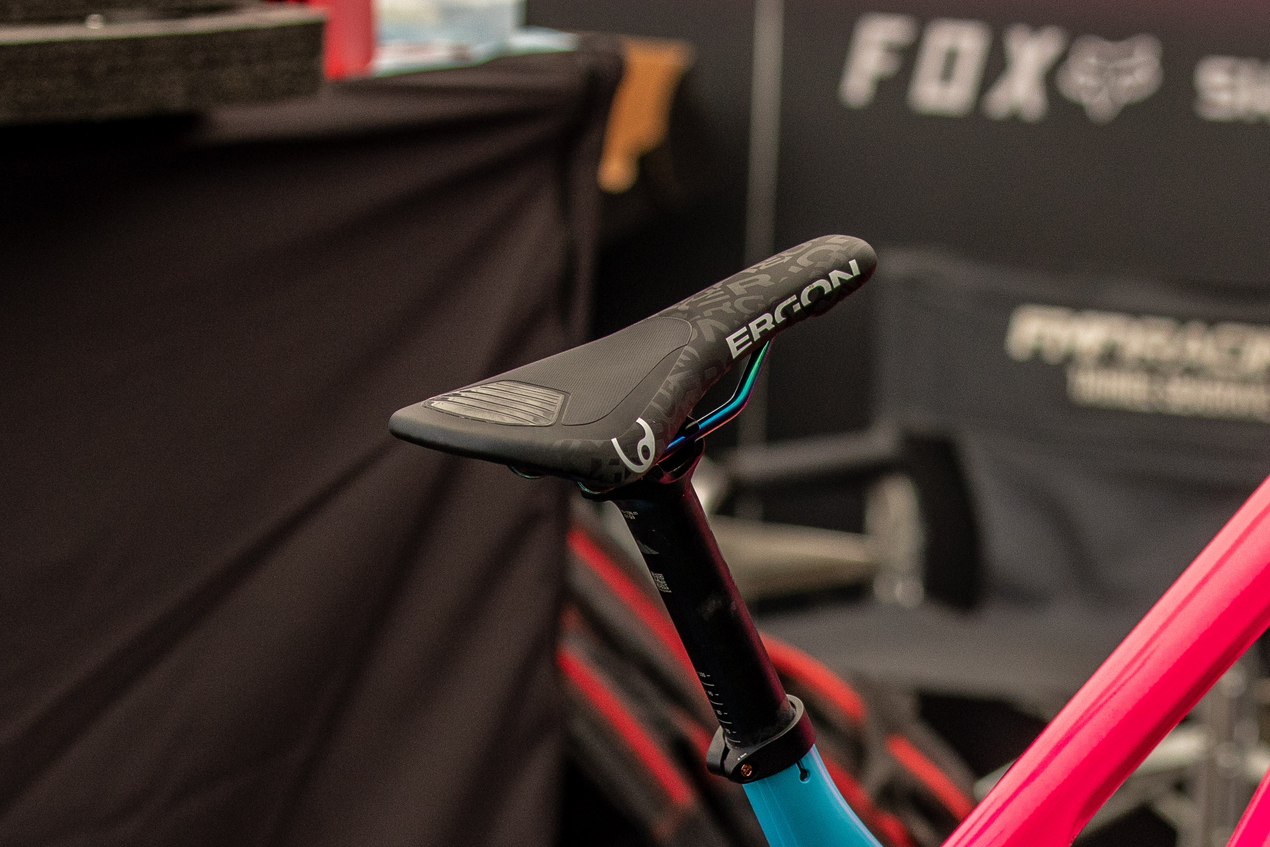 Phoebe Gale's Canyon Sender - PIT BITS 1 - Lourdes World Cup Downhill ...