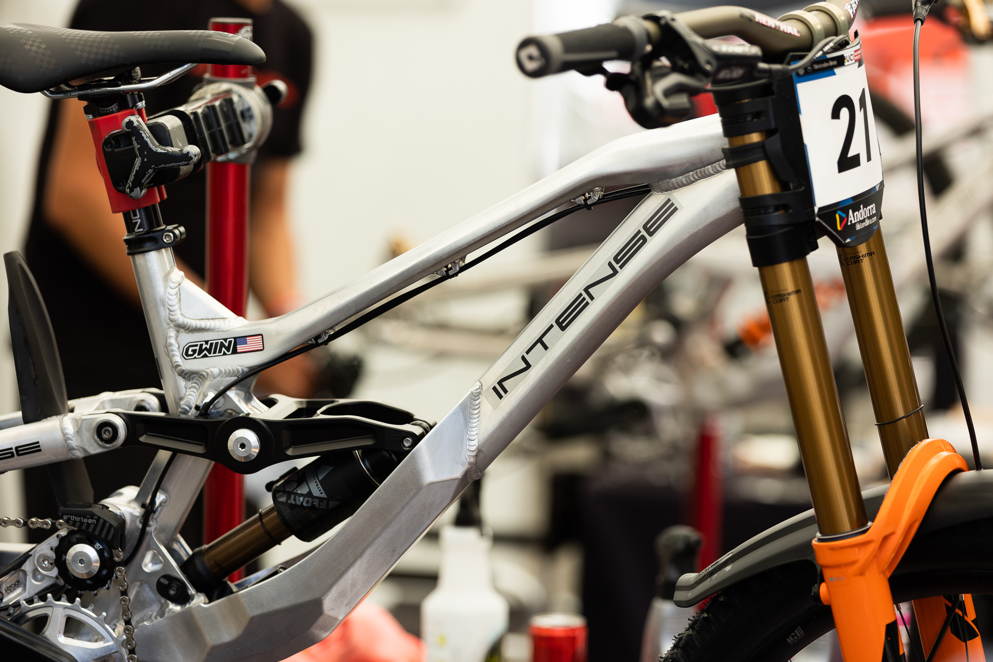 Gwin's Whip - PIT BITS 1 - Andorra World Cup DH - Mountain Biking ...