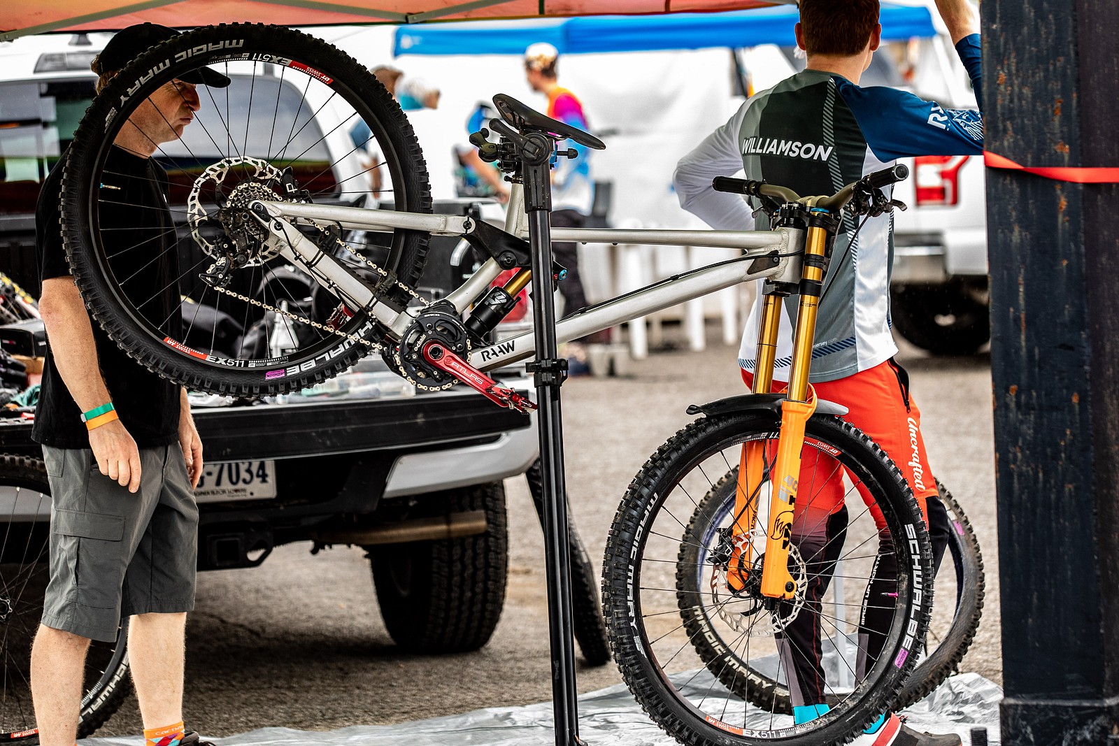 Raaw - PIT BITS - Mont-Sainte-Anne World Cup Downhill - Mountain Biking Pictures - Vital MTB