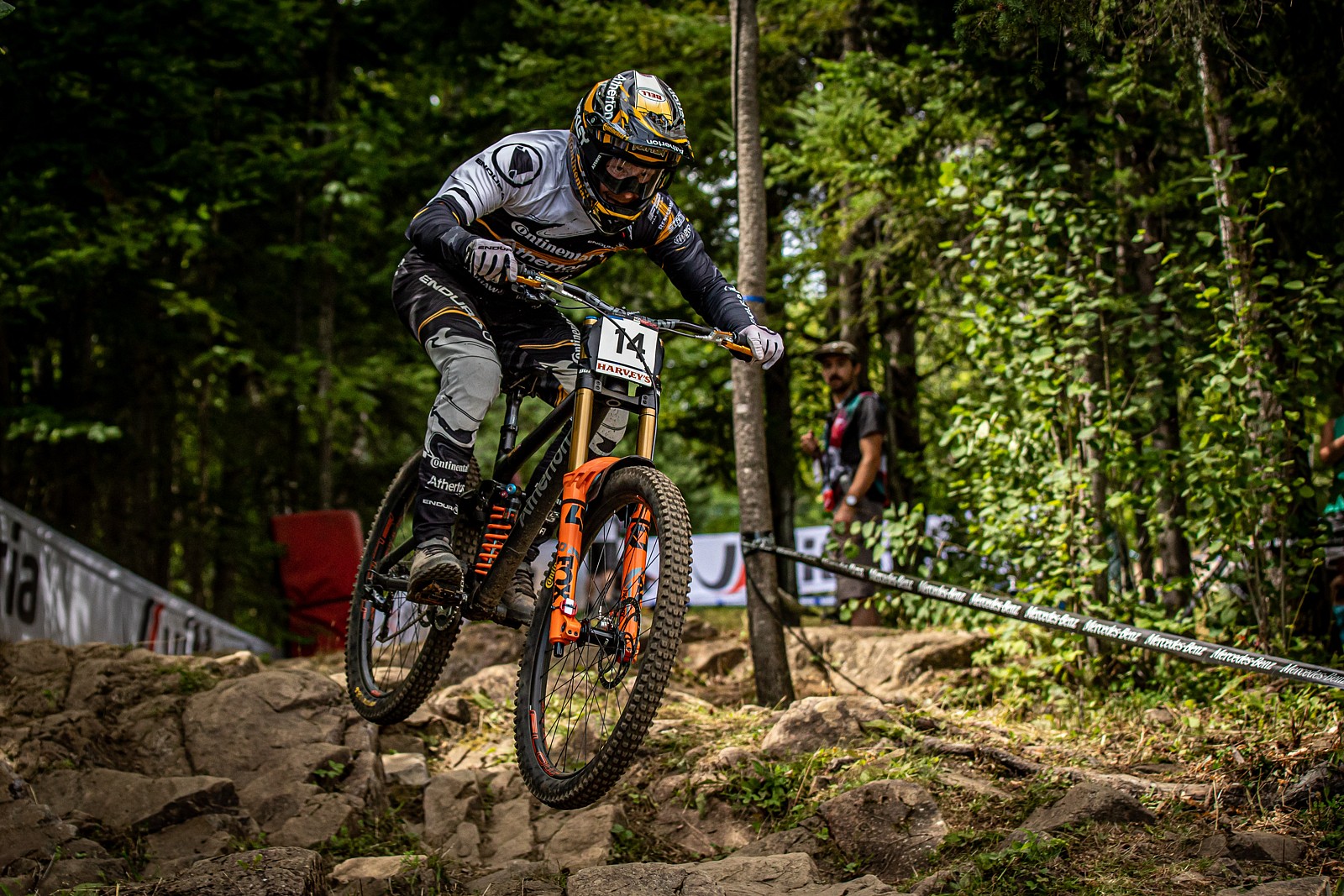 Charlie Hatton - PHOTO BLAST - Mont-Sainte-Anne Race Day - Mountain ...