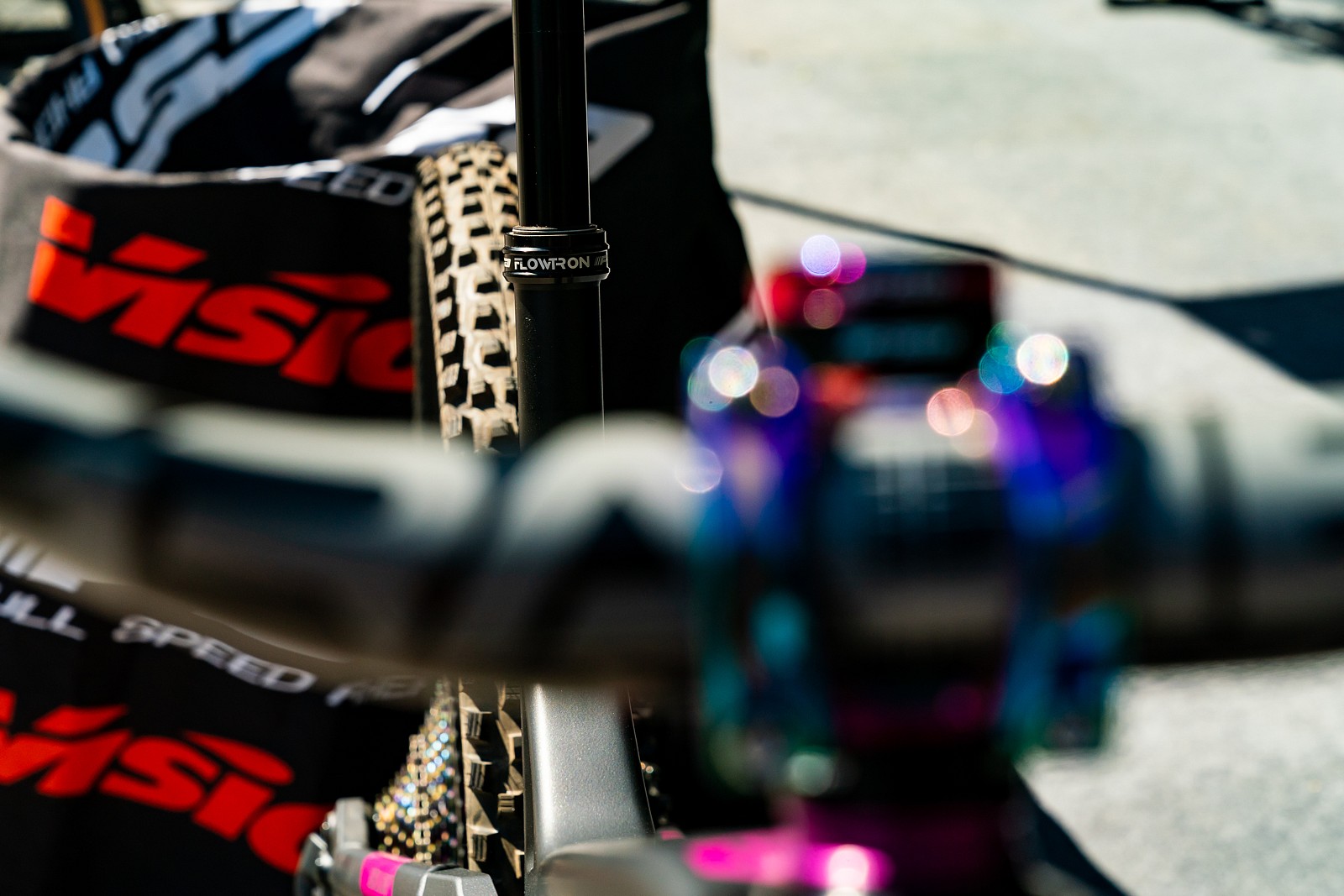 FSA Flowtron Dropper post - Sick Bike Builds from FSA at Crankworx ...