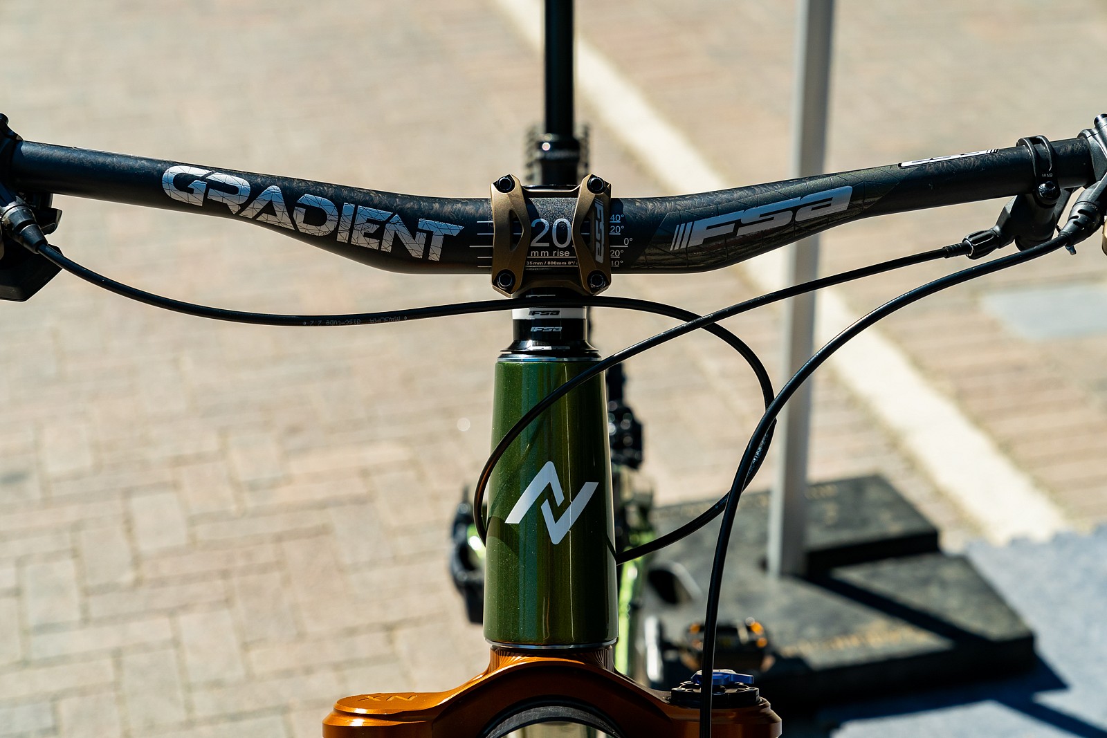 20mm rise 35mm FSA Carbon Gradient bar with Custom Cerakote Gradient ...