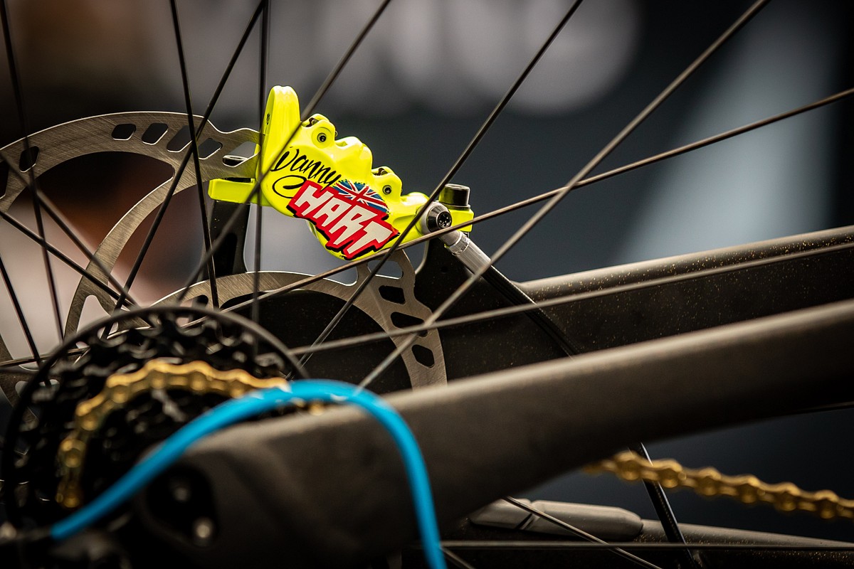 Danny Hart - PIT BITS - World Champs 2 - Mountain Biking Pictures ...