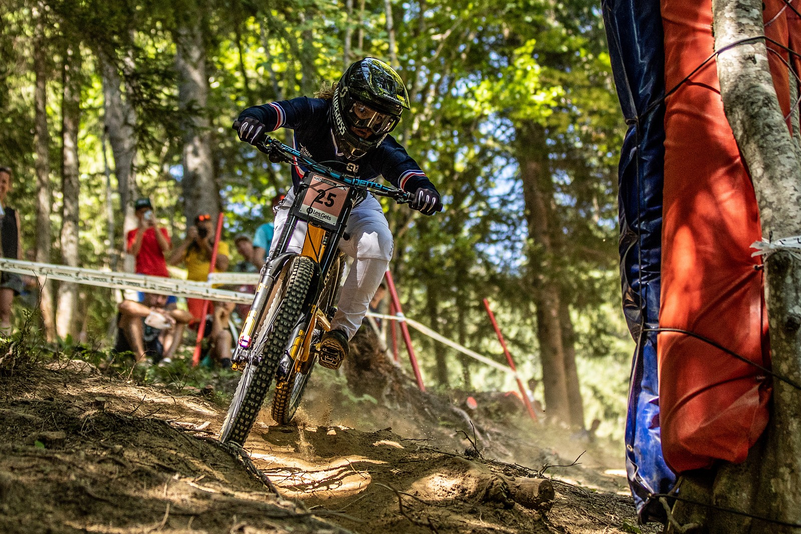 Leona Pierrini, France - PHOTO BLAST - World Champs Qualifying ...