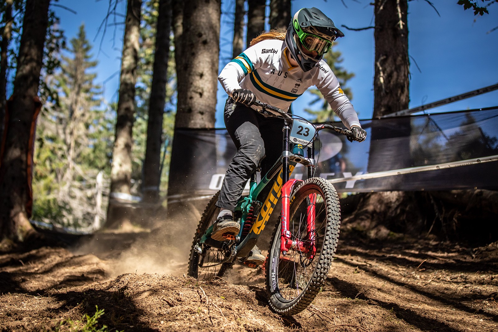 Poppy Pollock, Austrlia jr w - PHOTO BLAST - World Champs Qualifying ...