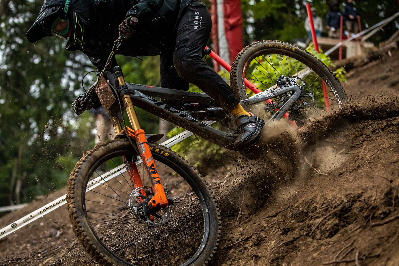 Junior lady shredding - PHOTO BLAST - World Champs Friday - Mountain ...