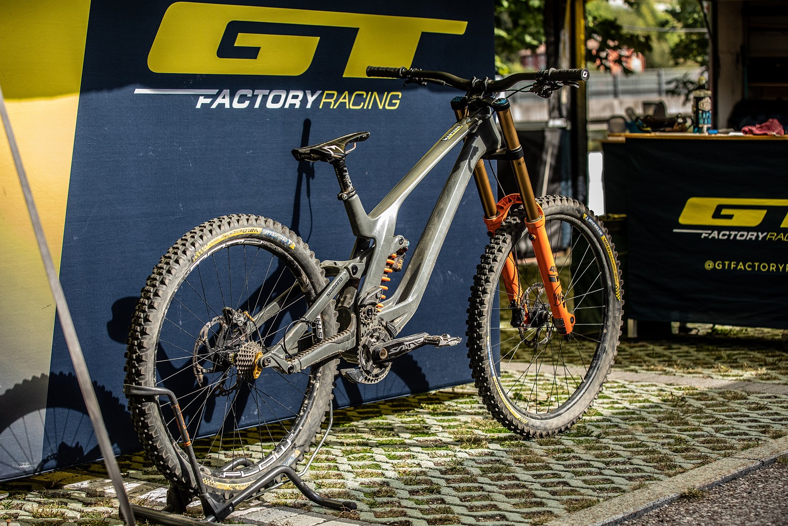 GT pits - PIT BITS - Val di Sole World Cup Downhill - Mountain Biking ...