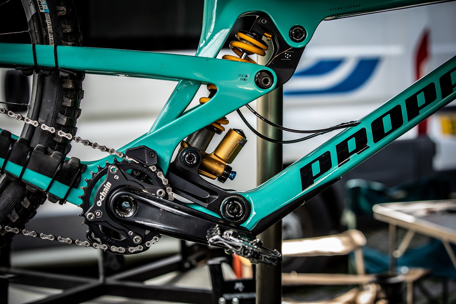Phil Atwill's Ohlins tuned Propain Rage - PIT BITS - Val di Sole World ...