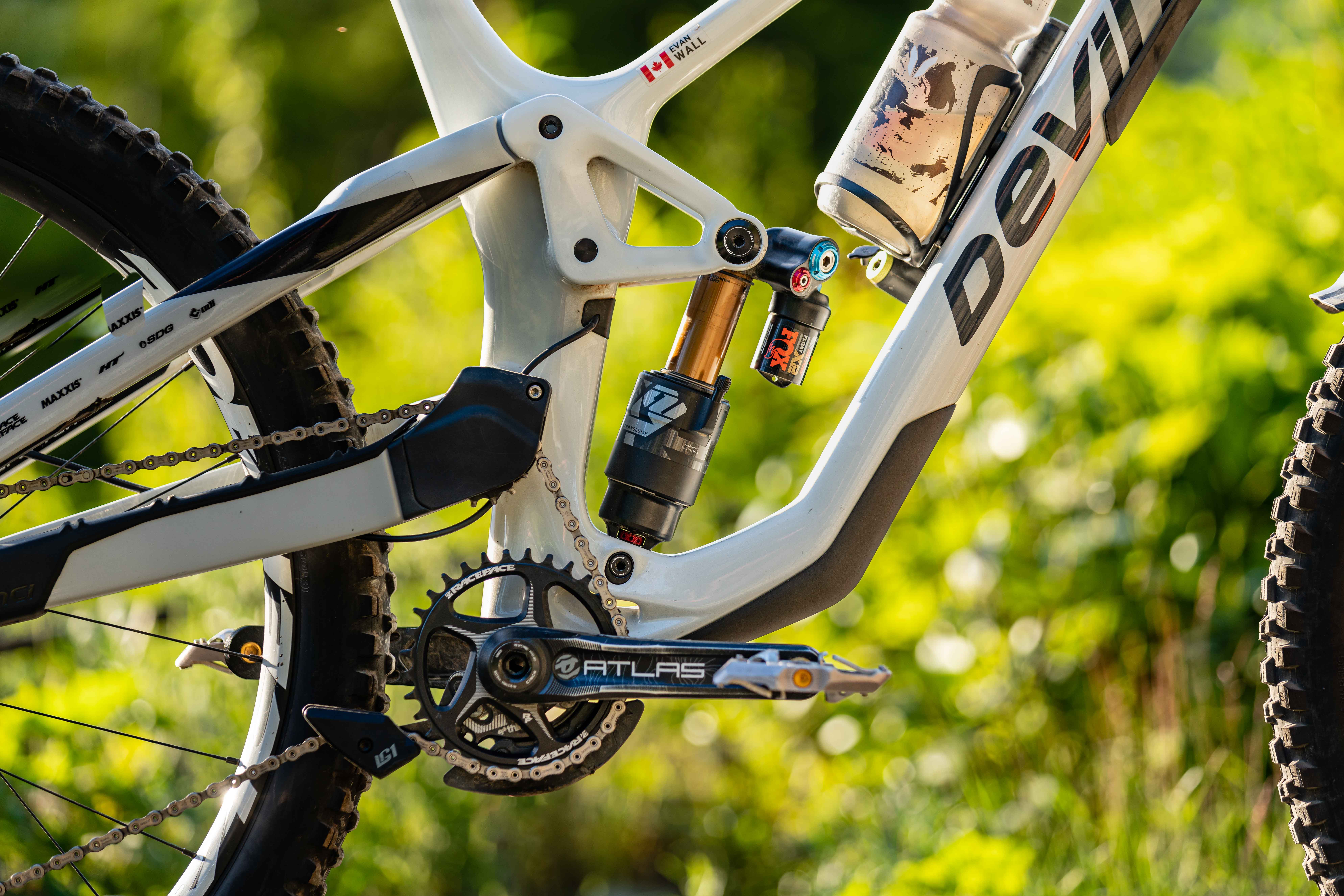 Devinci - Evan Wall Video Project 2022 - Liam Wallace LOW RES-07200 - Pro Bike: Evan Wall's ...