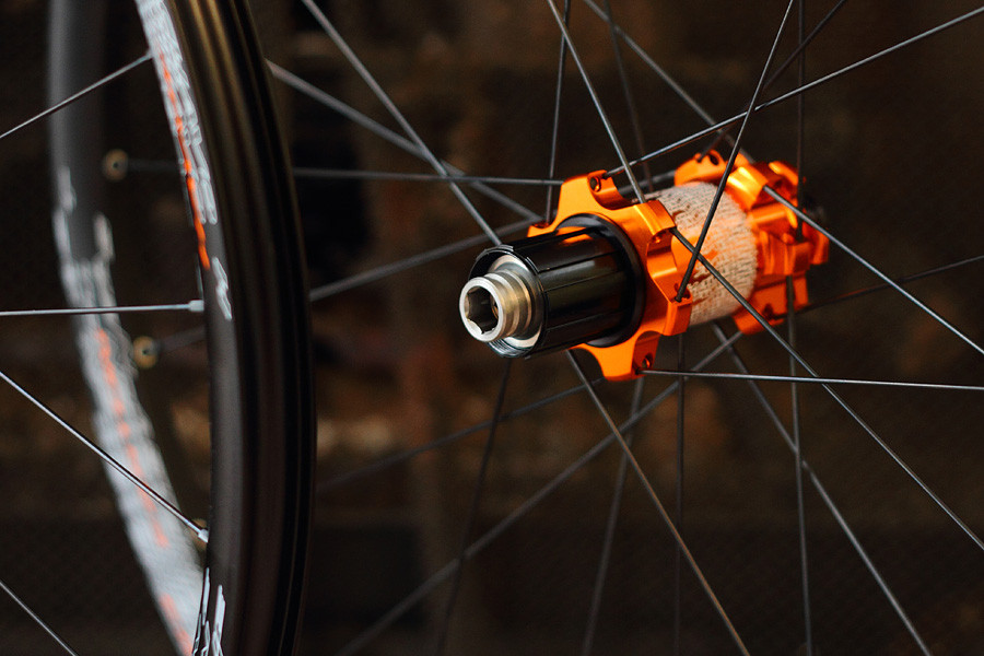 12x135 Thru-axle Rear Hub - Easton Havoc Wheels - Mountain Biking ...