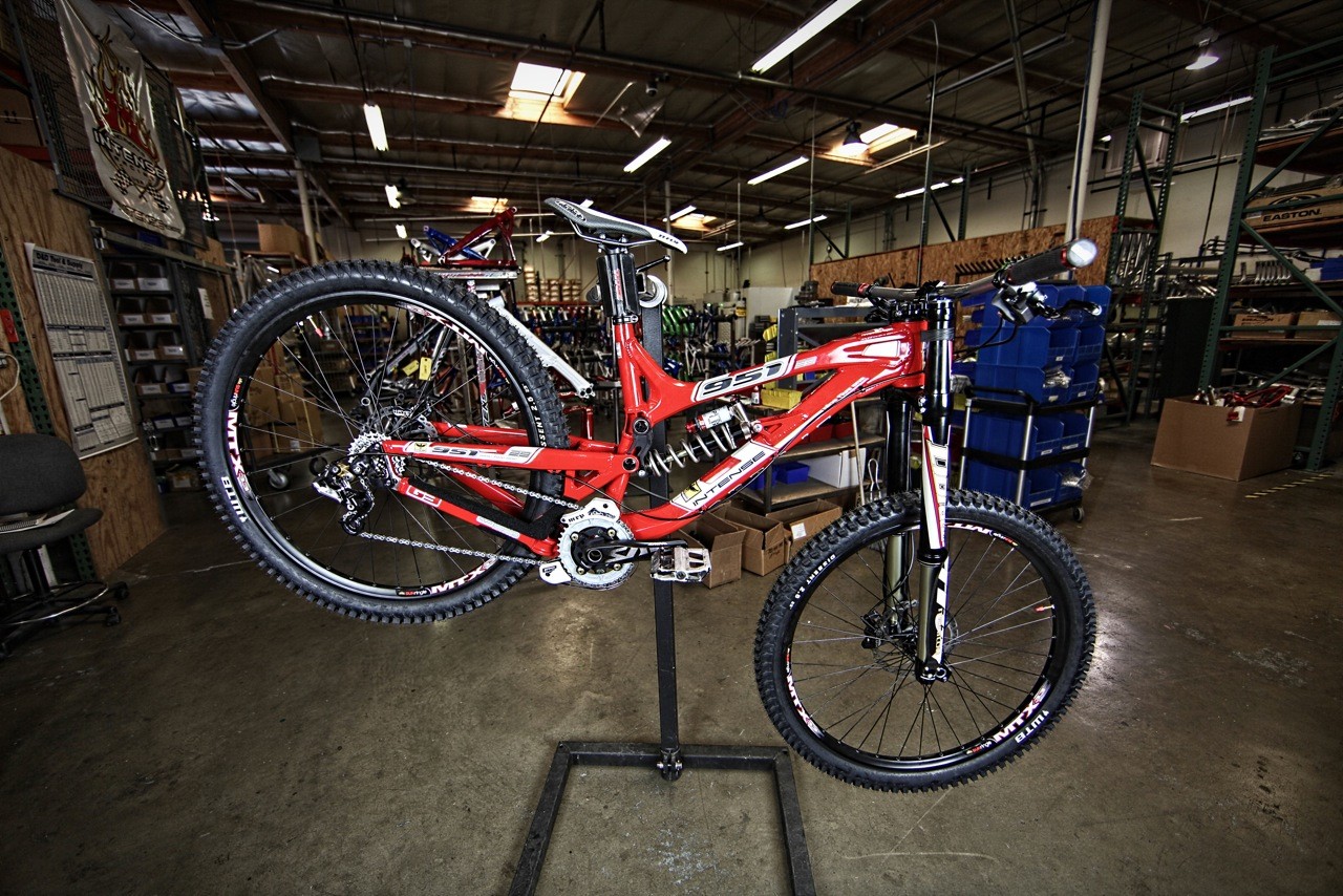 Prototype Intense 2951 29er Downhill Bike - Intense 2951 29er DH Bike ...