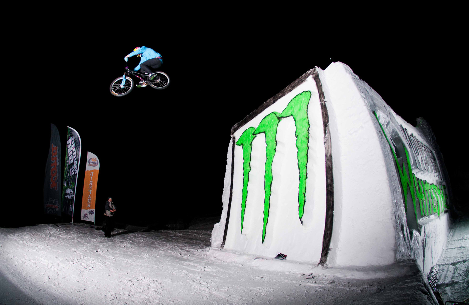 Martin Soderstrom - 2012 White Style Photo Gallery - Mountain Biking ...