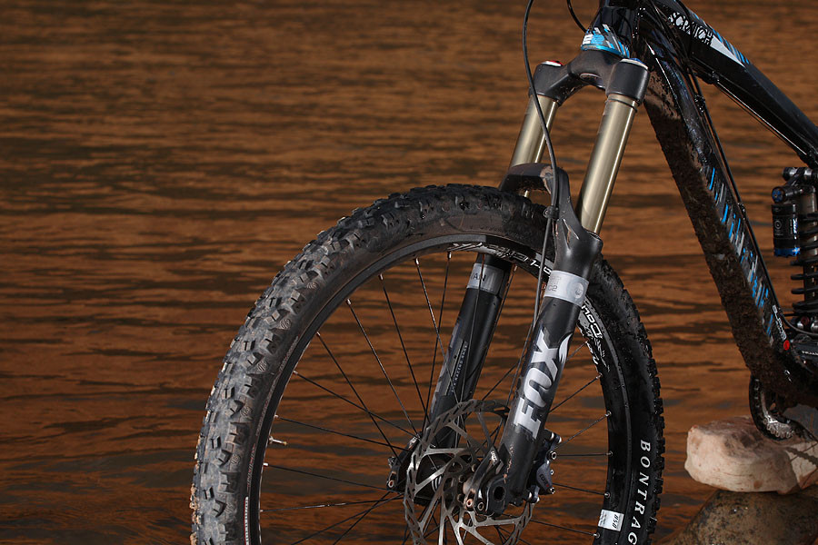 2010 Fox 36 Vanilla RC2 - First Ride: 2010 Trek Scratch 9 - Mountain ...