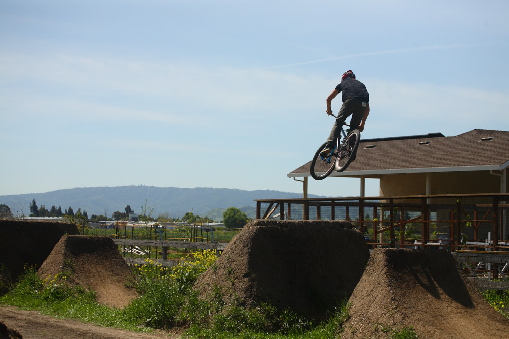 Troy Brosnan Dirt Jumping - Specialized Family Gathering - Mountain ...