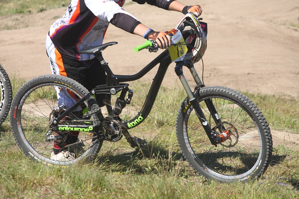 Mitch Delfs' Kona Entourage - Pro Dual Slalom Bikes at Sea Otter 2012 ...
