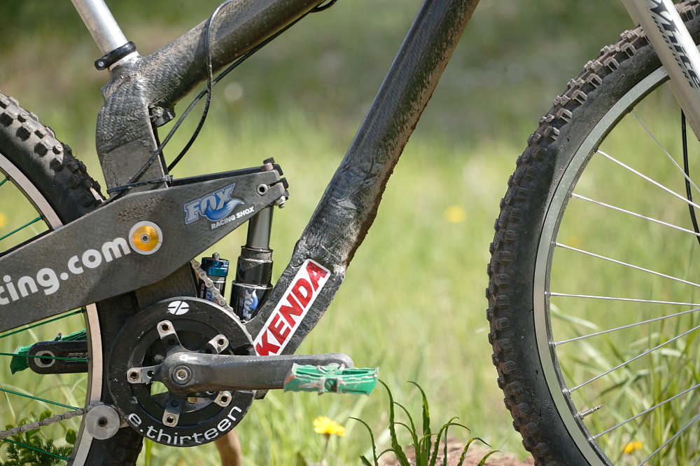 High Pivot Carbon 29er DH Bike from 2007 - BCD's Carbon 29er Downhill ...