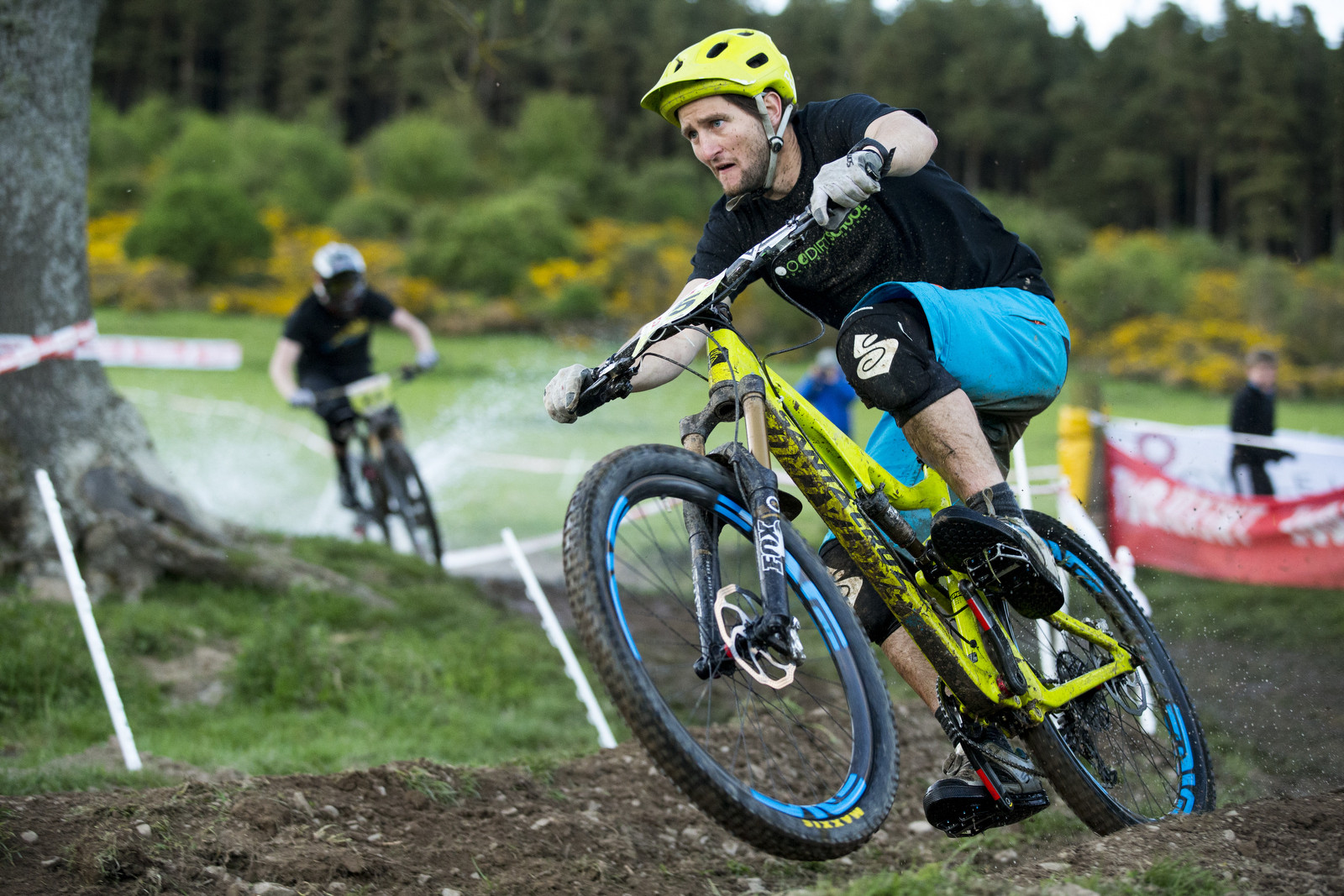 Chris Ball Wins Tweedlove Dual Slalom - Sven Martin's Scottish ...