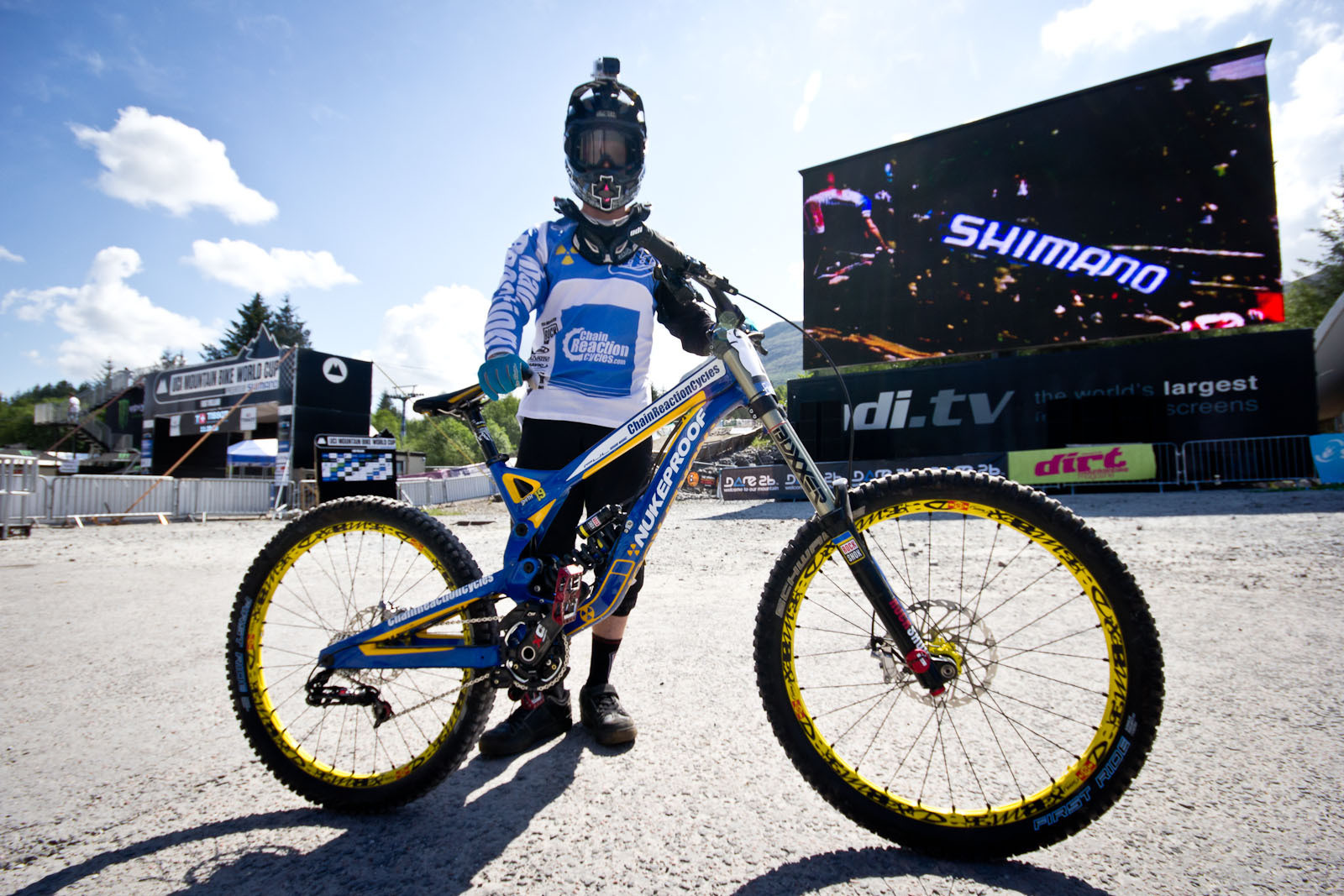 Joe Smith's Nukeproof Pulse - 24 Pro DH BIkes from Fort William World ...