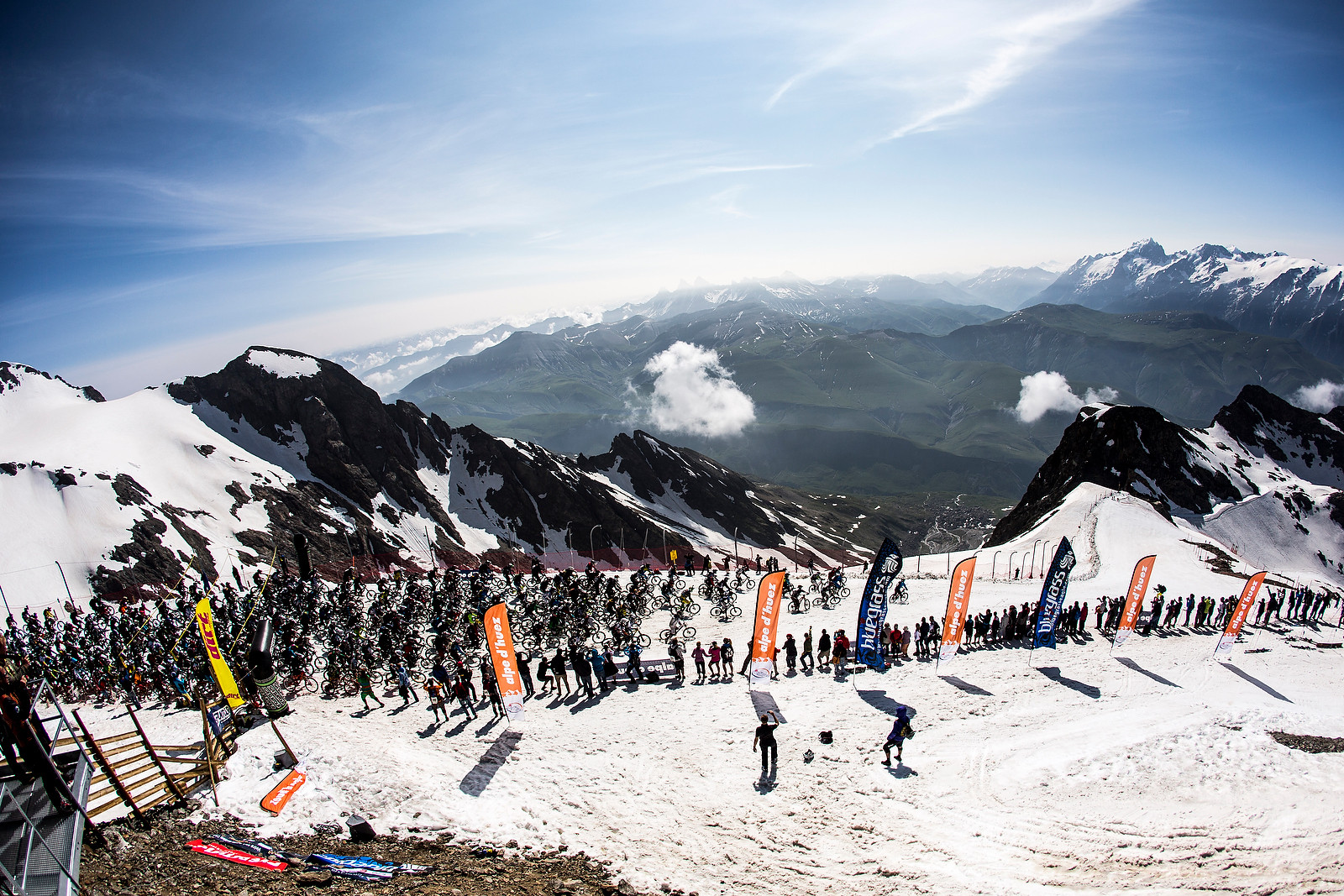 Megavalanche 2013 Start - 39 Megavalanche Mayhem Photos - Mountain ...