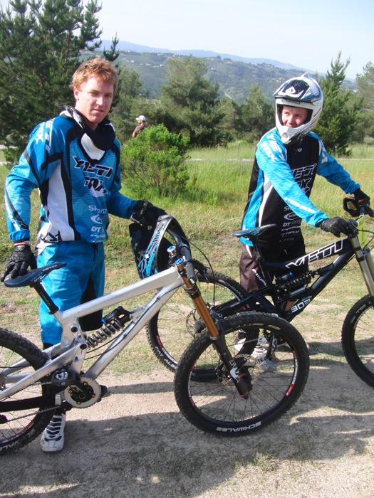 Aaron Gwin, Prototype Yeti - Sea Otter Classic DH Bikes - Mountain ...