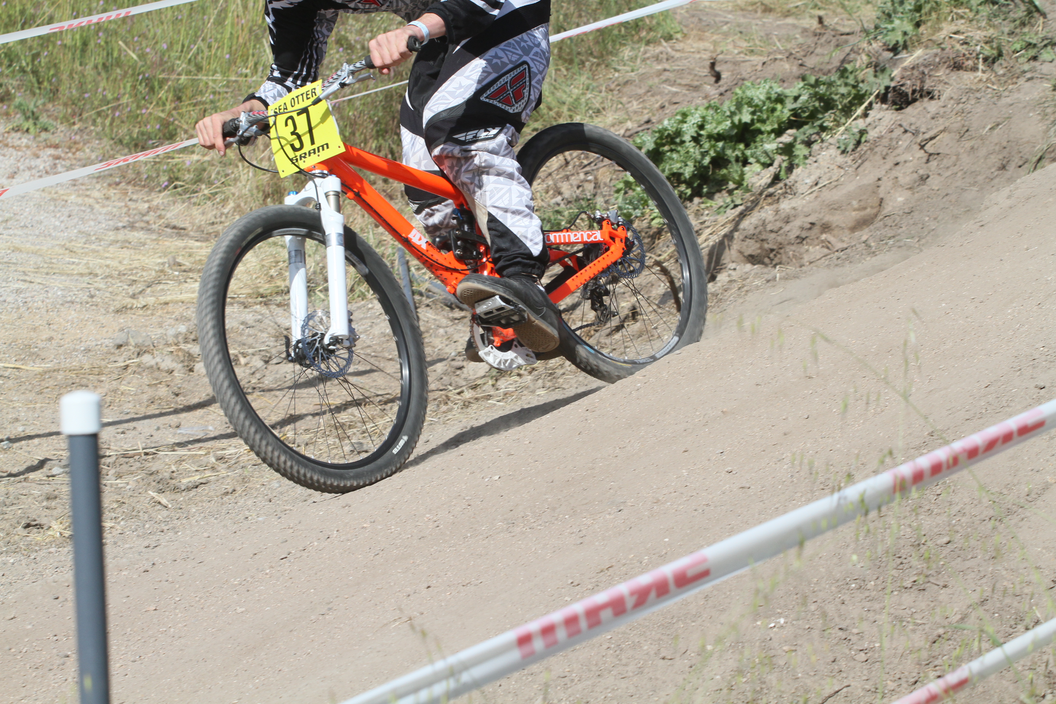 Commencal Meta 4X - G-Out Project 2010 - Sea Otter Classic - Mountain ...