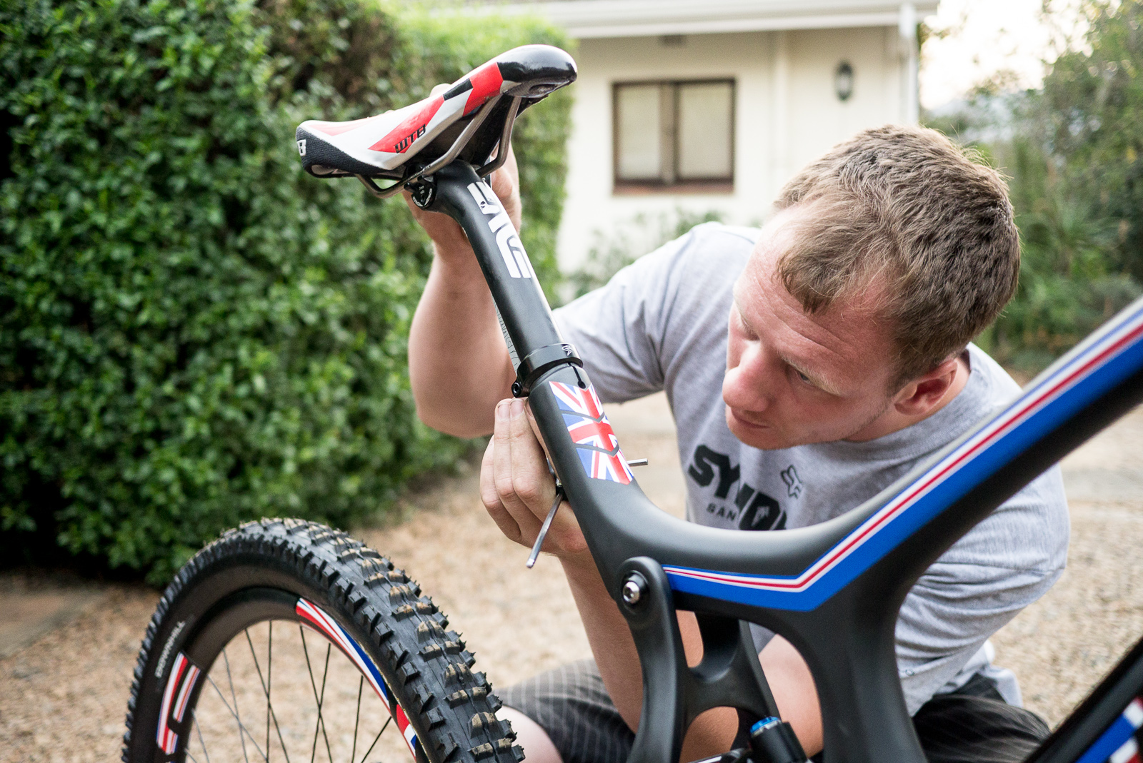 WORLD CHAMPS BIKE: Steve Peat's Santa Cruz V10c - WORLD CHAMPS BIKE ...