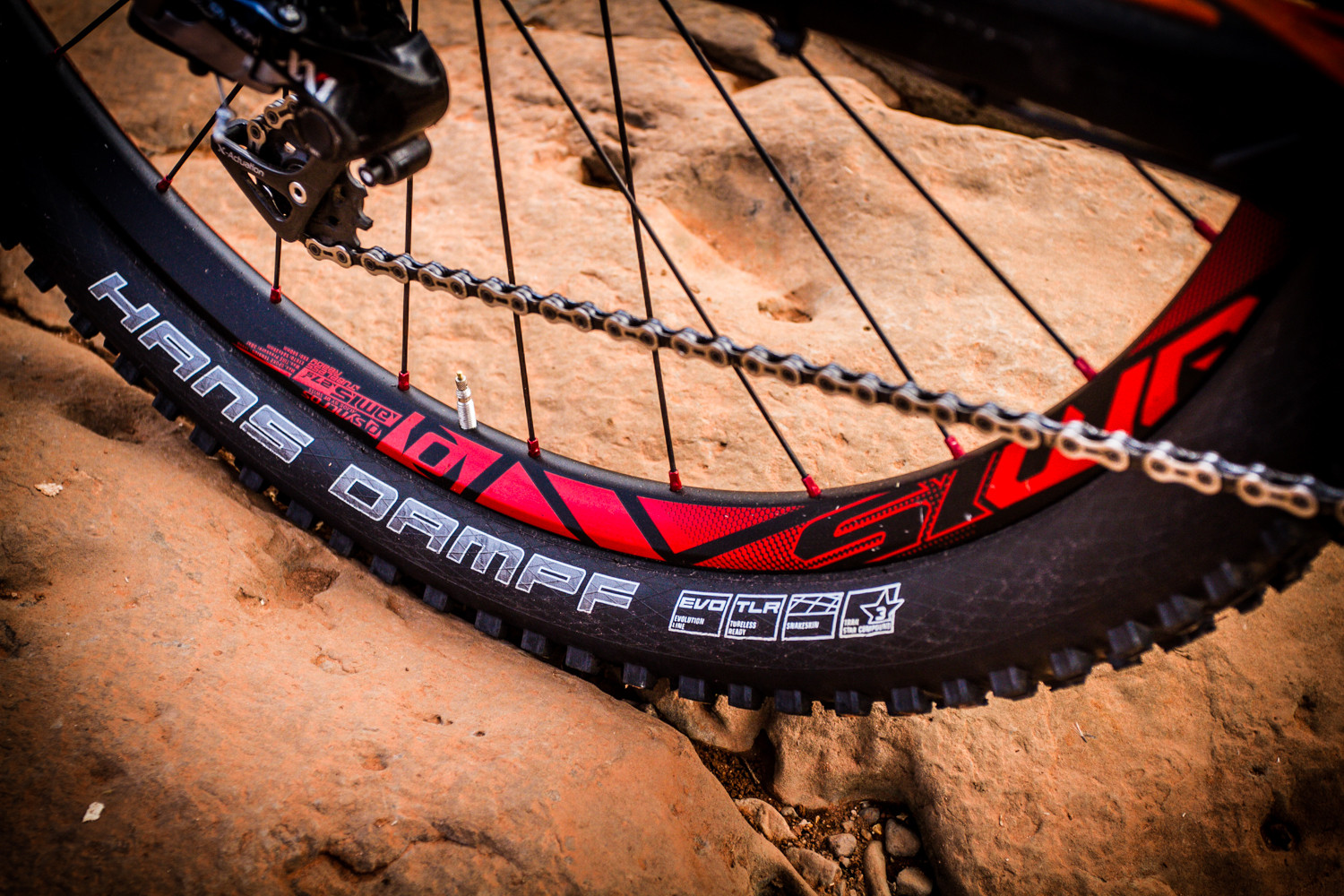 Scott Genius Lt 700 Plus Tuned Full Suspension Mountain