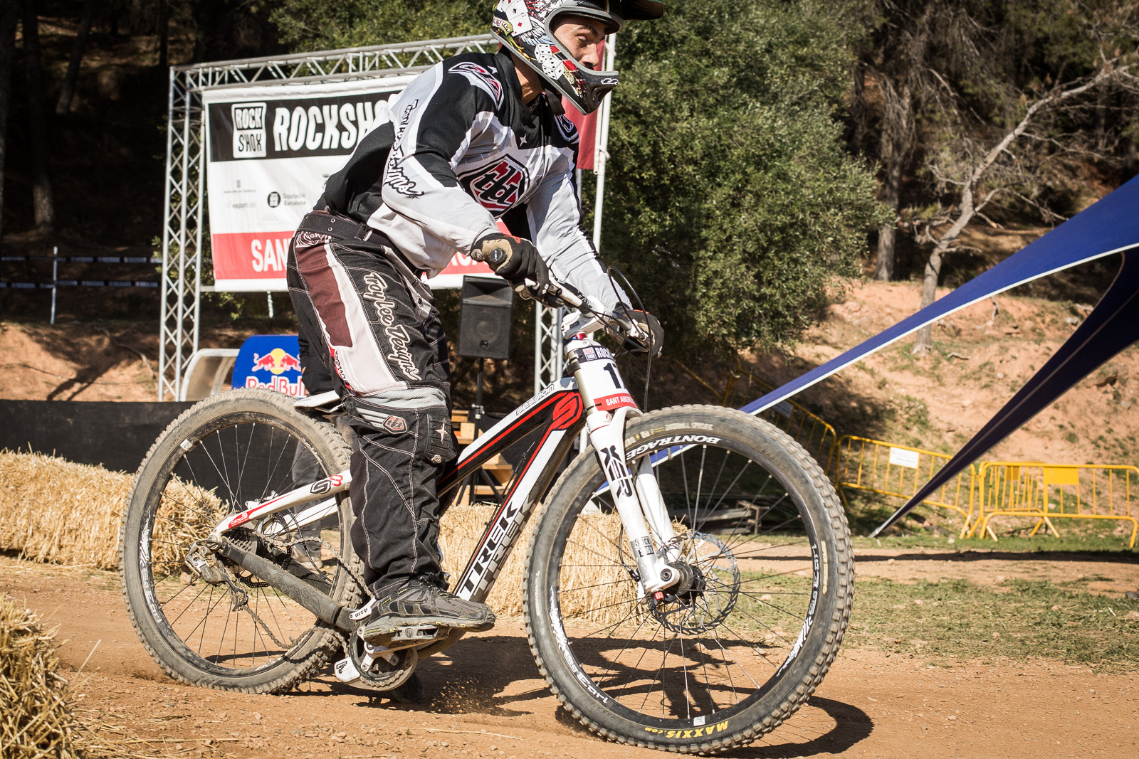 Eyeball G-Out - Flat Landing Fails or Casing Carnage - 37 Downhill Bike ...