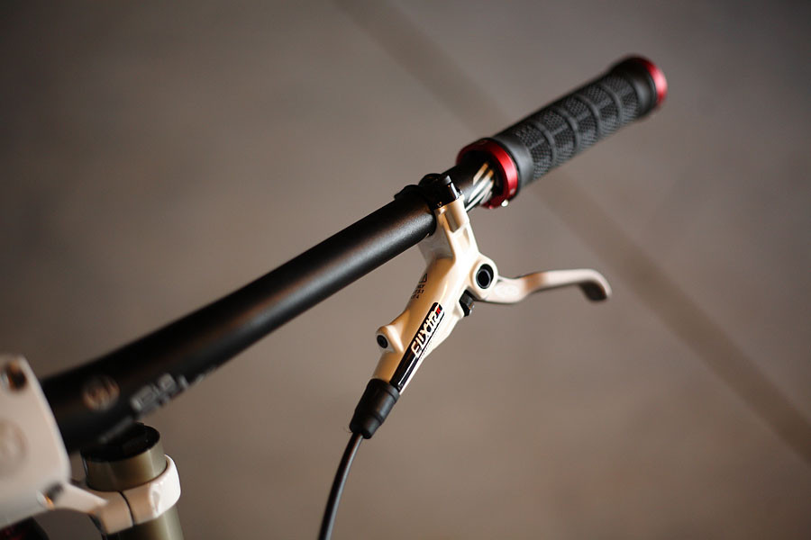 Bontrager Big Earl Bars and Avid Elixir R Brakes - 2010 Trek Session 8 ...