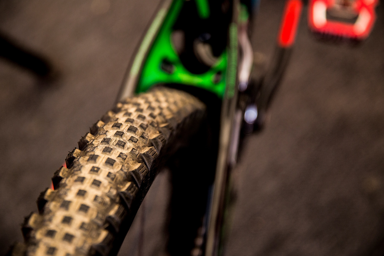 Damien Oton's Schwalbe Rock Razor Tire - PIT BITS - 2014 Enduro World ...